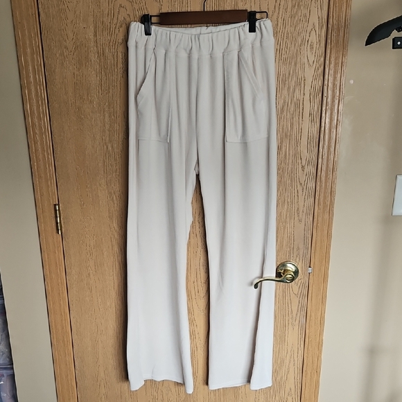 Altar'd State | Pants & Jumpsuits | Altard State Cream Womens Lounge ...